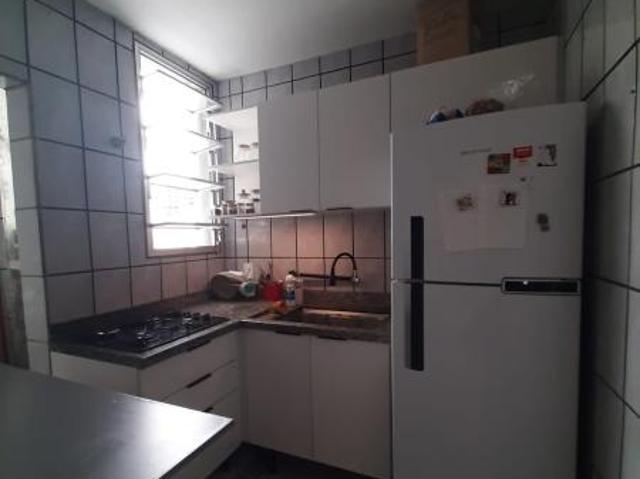 Quarto no centro da cidade