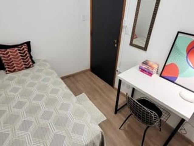 QUARTO NO CENTRO DE POA