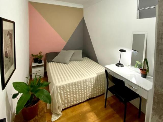 QUARTO NO CENTRO HISTÓRICO