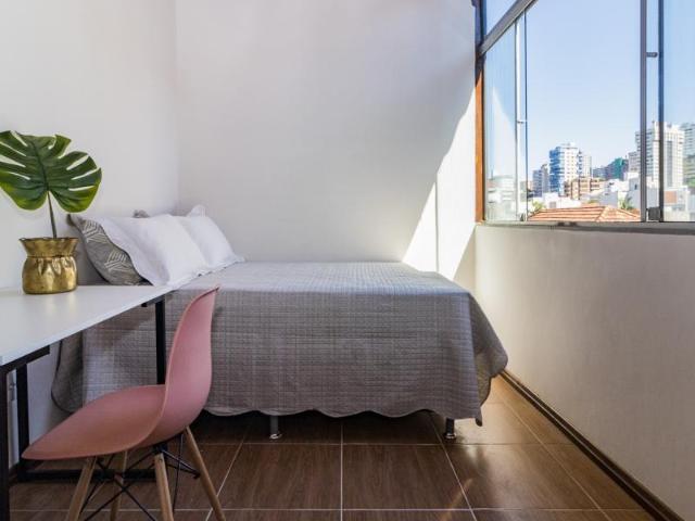 QUARTO NO BOM FIM