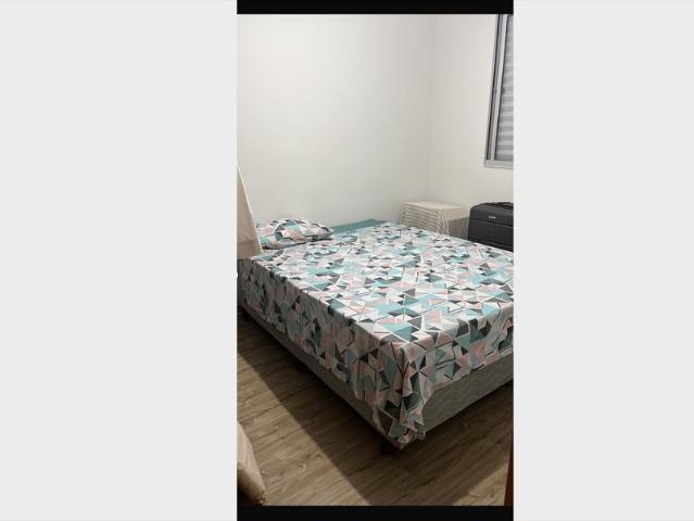 Quarto no Jardim Ismenia
