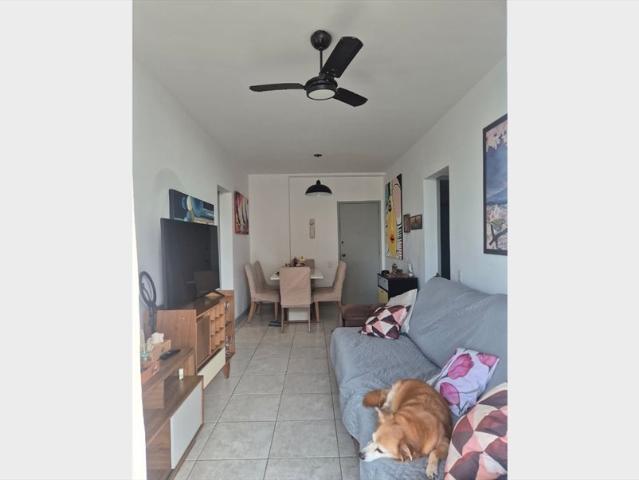 Quarto na Barra da Tijuca Feminino