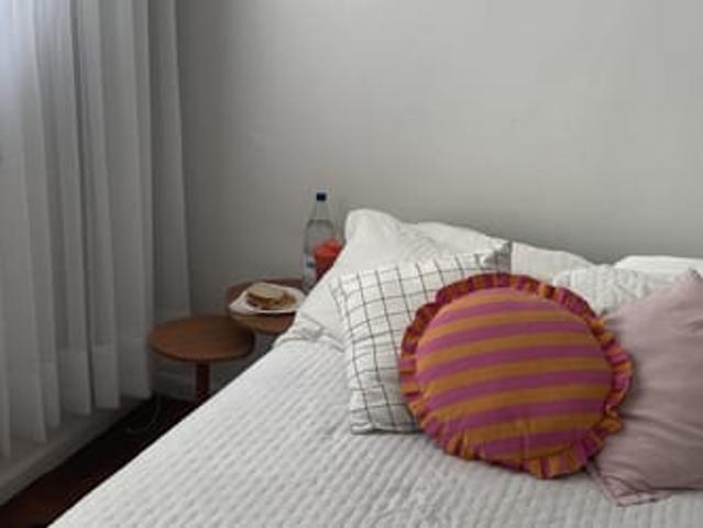 Quarto na Saens pena