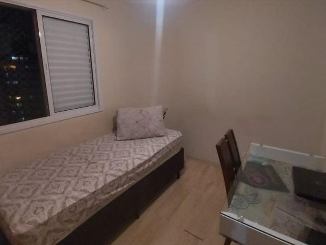 Quarto na Rua do Arraial por R$1600