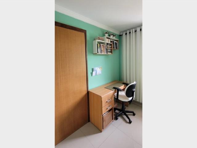 Quarto solteiro individual casa compartilhada