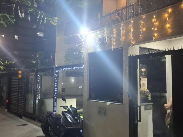 Quarto sem mobília