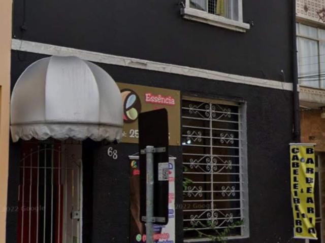Quarto para temporada somente homens