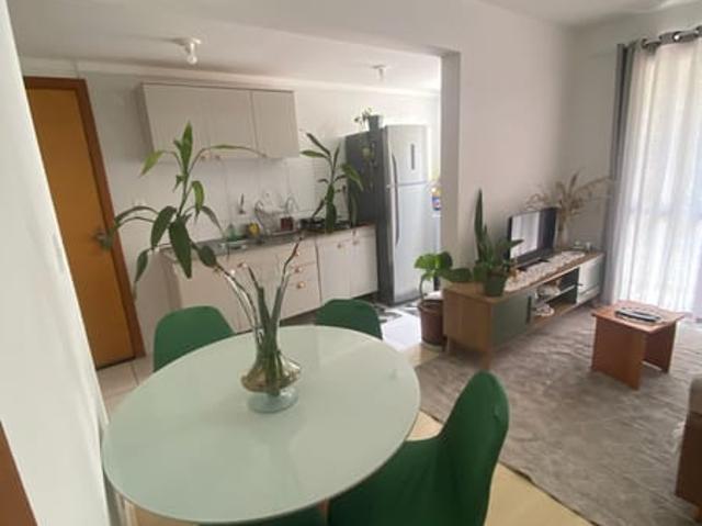 Quarto para alugar em apartamento de dois dormitorios