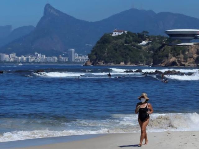 Quarto para alugar fixo em frente Praia de Icaraí