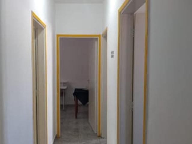 quarto para homem em casa de família