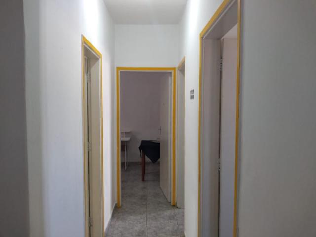 quarto para homem em casa de família