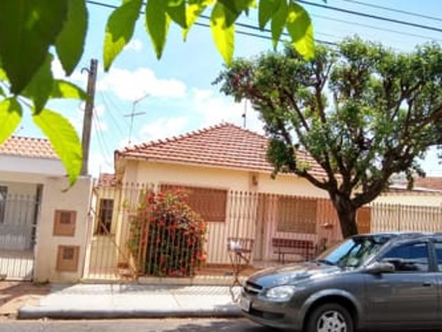 Quarto para mulher em casa compartilhada