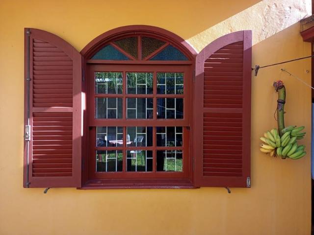 QUARTO PEQUENO COM BANHEIRO DIÁRIA