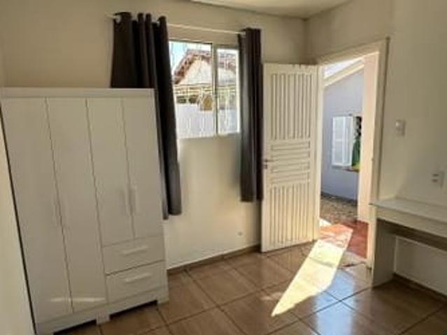 Quarto Pequeno Jardim Guanabra