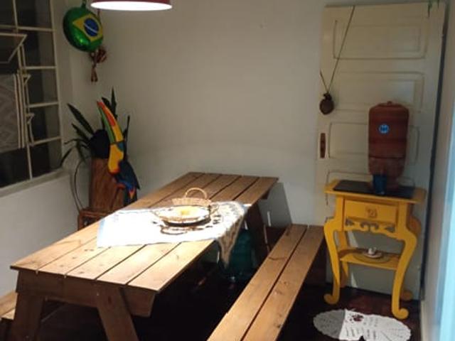 Quarto privado ao lado Teatro Guaira