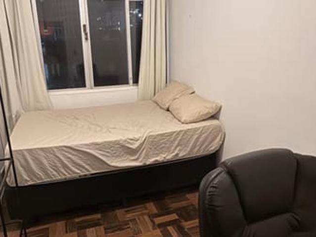 Quarto privado no centro