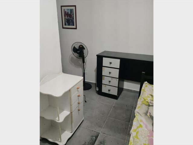 Quarto próximo do metrô Carrão