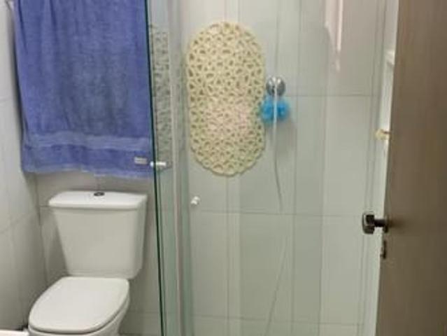 Quarto vago em casa de família