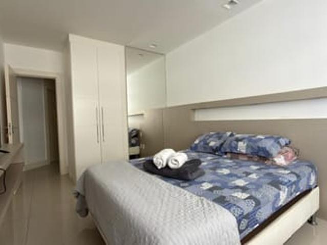 Quarto vista mar