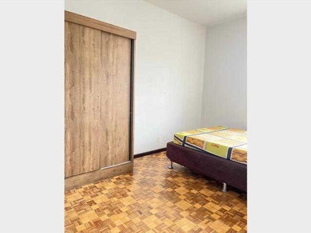 Quartos no bairro Uberaba com entrada facilitada
