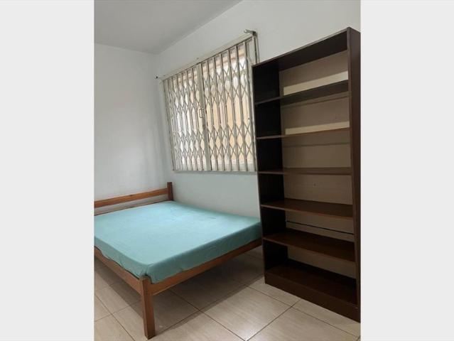 Quartos no bairro Parolin com entrada facilitada