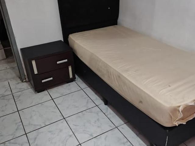 Quartos individual e mobiliado com suite e garagem