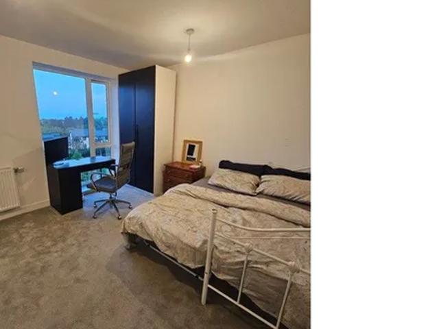 Quartermaster Lane, London, NW7 1JZ, United Kingdom | Room for rent #119856699 | Rentberry