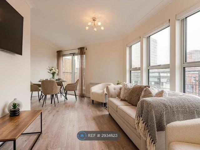 Qube, Birmingham B1, 2 bed flat to rent, £1,250 pcm | PrimeLocation