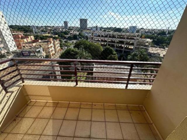 Quebec 3 dorms, 1 suite, 3 wcs, sacada, coz e área de serviço