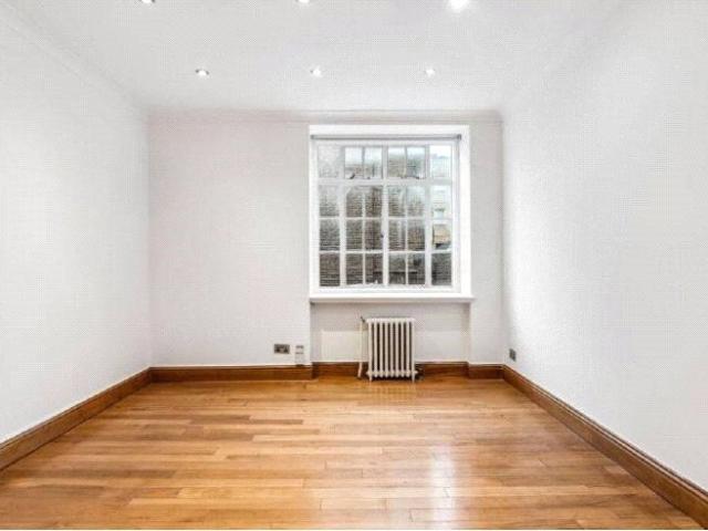 Quebec Court, 21 Seymour Street W1H, 1 bed flat to rent, £2,708 pcm | PrimeLocation