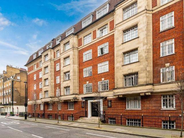 Quebec Court, Seymour Street. 1 bed flat to rent £2,709 pcm £625 pw