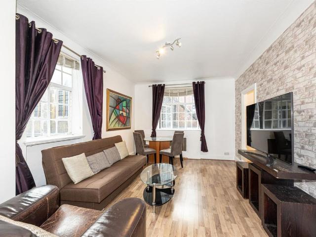Quebec Court, Seymour Street, London W1H, 1 bed flat to rent, £2,687 pcm | PrimeLocation