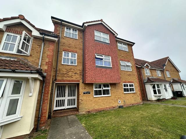 Quebec Close, Eastbourne 2 bed flat to rent £1,175 pcm £271 pw