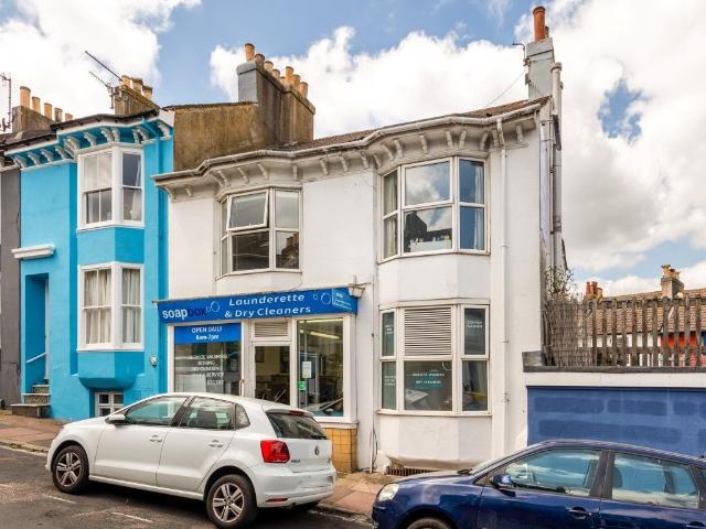 Quebec Street, Brighton BN2, 2 bed terraced house to rent, £1,600 pcm | PrimeLocation