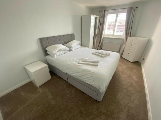 Quebec Quay, Liverpool L3 2 bed apartment to rent £1,395 pcm £322 pw