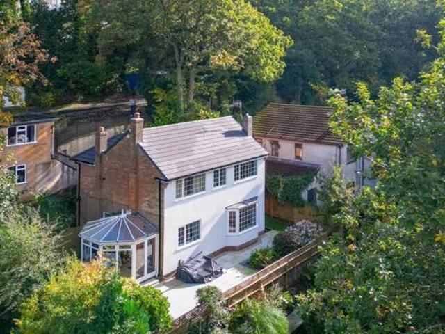 Queen Victoria Road, Sheffield, 4 Bedroom Detached