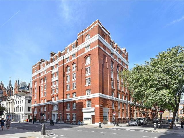 Queen Alexandra Mansions, Kings Cross WC1H, 2 bed flat to rent, £3,380 pcm | PrimeLocation