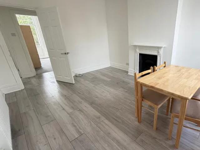 Queen Anne Avenue, London, BR2 0YG, United Kingdom | 2 bed apartment for rent #167703129 | Rentberry