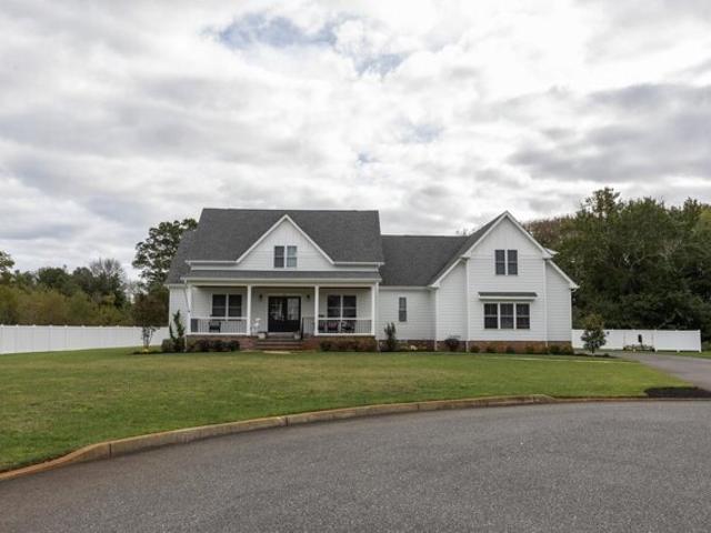 Queen Anne Ct, Palermo, Home For Sale