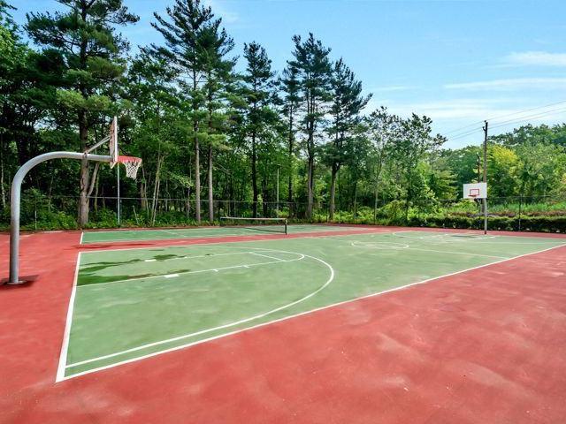 Queen Anne's Gate Studio Apartment for Rent at 100 Queen Anne Dr, Weymouth, MA 02189