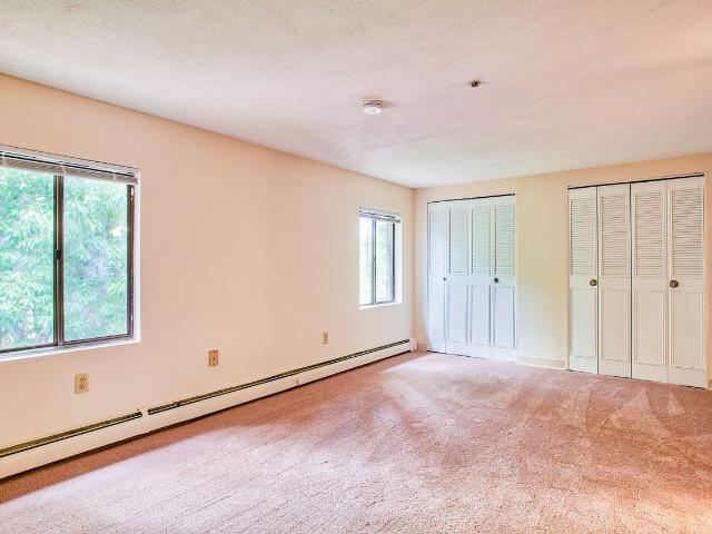 Queen Anne's Gate 1 Bedroom Apartment for Rent at 100 Queen Anne Dr, Weymouth, MA 02189