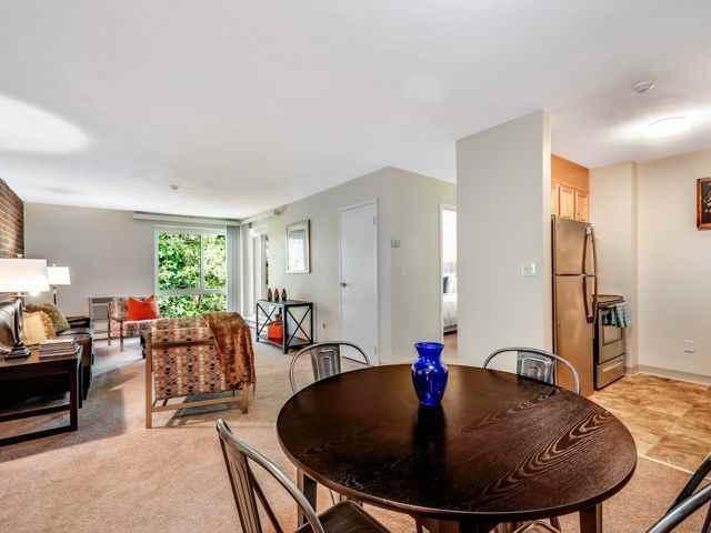 Queen Anne's Gate 2 Bedroom Apartment for Rent at 100 Queen Anne Dr, Weymouth, MA 02189