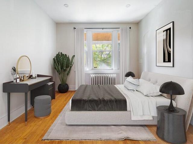 Queen bedroom in 2 bed/1 bath home in Columbia Heights #1590 A