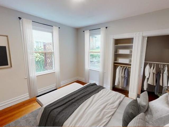 Queen bedroom in 2 bed/1 bath home in Allston #1314 B