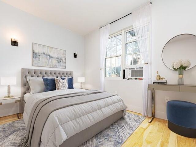 Queen bedroom in 3 bed/1 bath home in Clinton Hill #1802 B