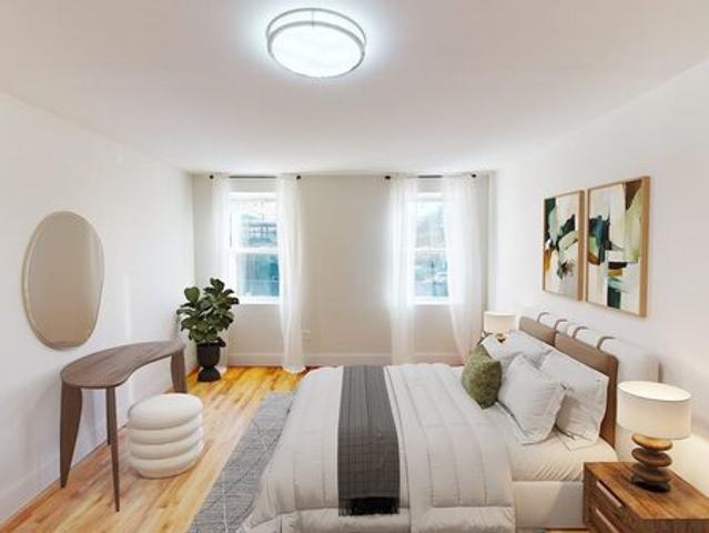 Queen bedroom in 3 bed/1 bath home in Bedford Stuyvesant #1793 C