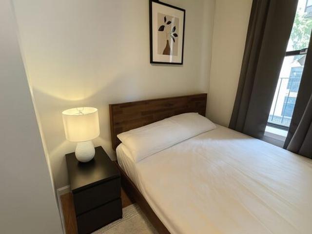 Queen bedroom in 3 bed/1 bath home in Upper West Side #754 C
