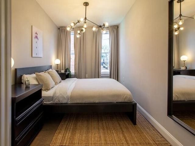 Queen bedroom in 4 bed/3.5 bath home in Petworth #289 B
