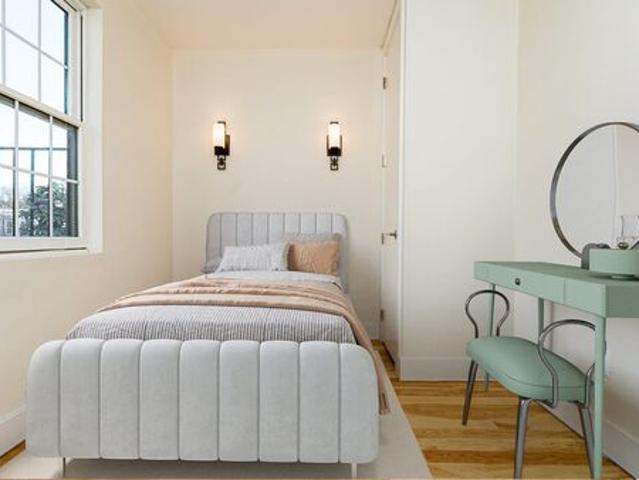 Queen bedroom in 4 bed/1 bath home in Clinton Hill #1803 D