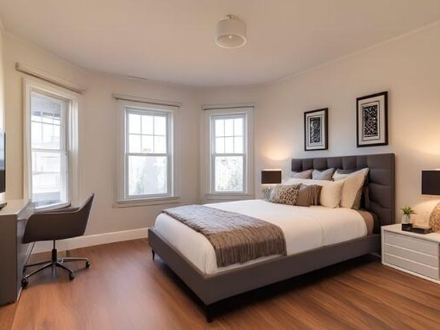 Queen bedroom in 4 bed/1 bath home in Dorchester Center #1733 D